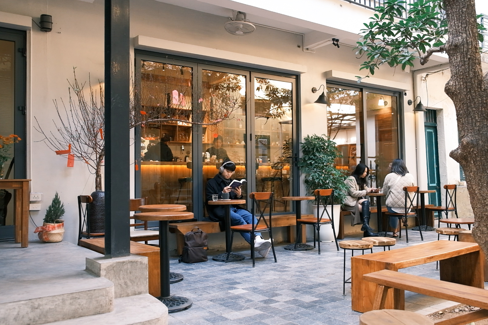 3 quán cafe làm việc yêu thích của mình ở Hà Nội – KIRA